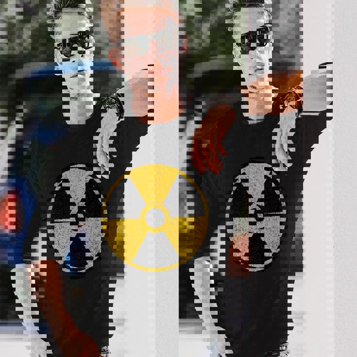 Símbolo De Advertencia Nuclear Radioactivo Desde Radiación Camiseta de ...