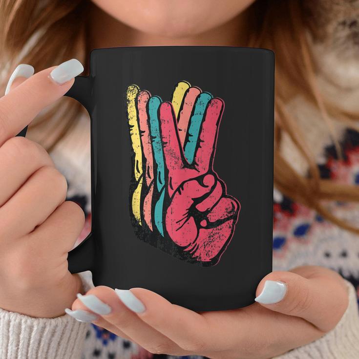 Peace Hand Sign Retro Vintage 70S 80S 90S Pop Culture Coffee Mug ...