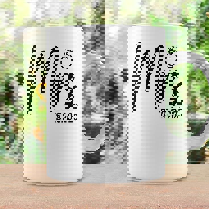 Mrs Est 2025 Just Married Wedding Wife Mr & Mrs Couple Graphic Print ...