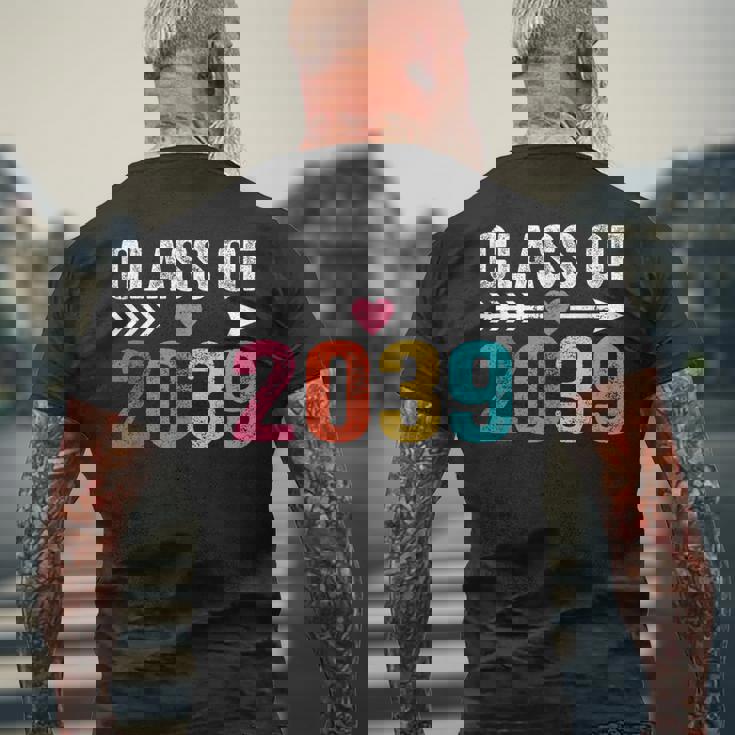 Class Of 2039 Grow With Me Graduation First Day Of School Men's T-shirt ...