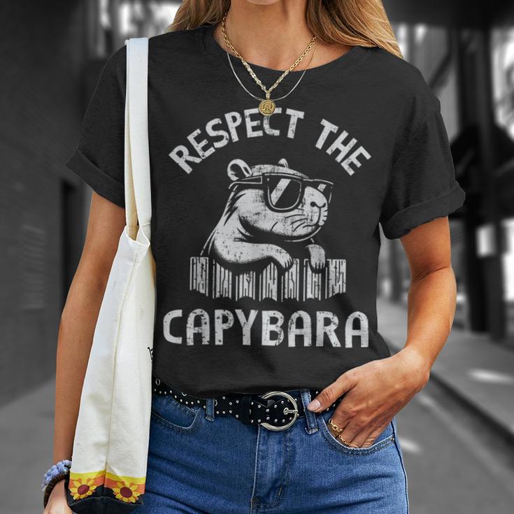 Divertido Capibara Meme Animal Zoo Retro Respeto El Capibara Camiseta ...